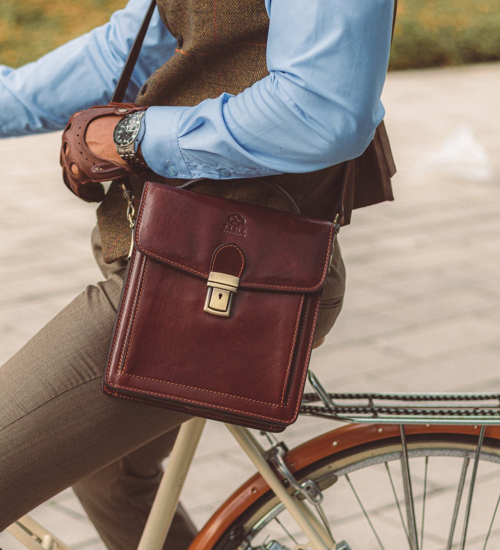 Small Leather Briefcase - Walden – timeresistance.com