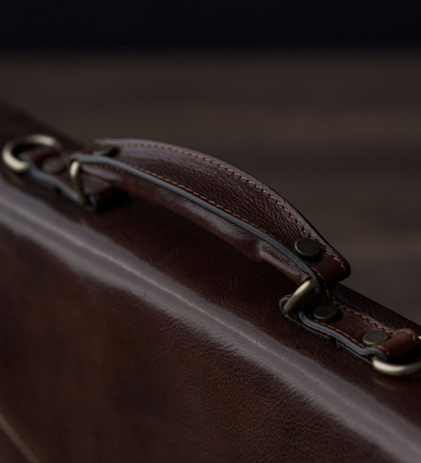 Classic Design Leather Briefcase - The Magus – timeresistance.com